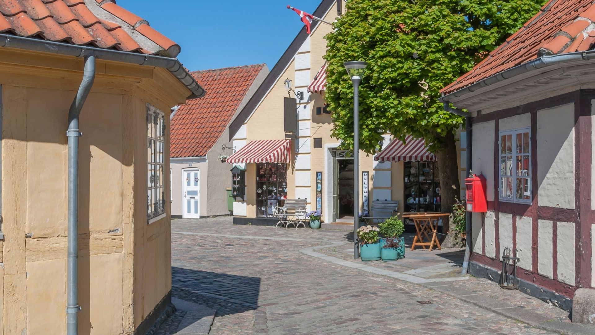Ferienhäuser Tårup Strand mit Pool & Luxus | VillaVilla